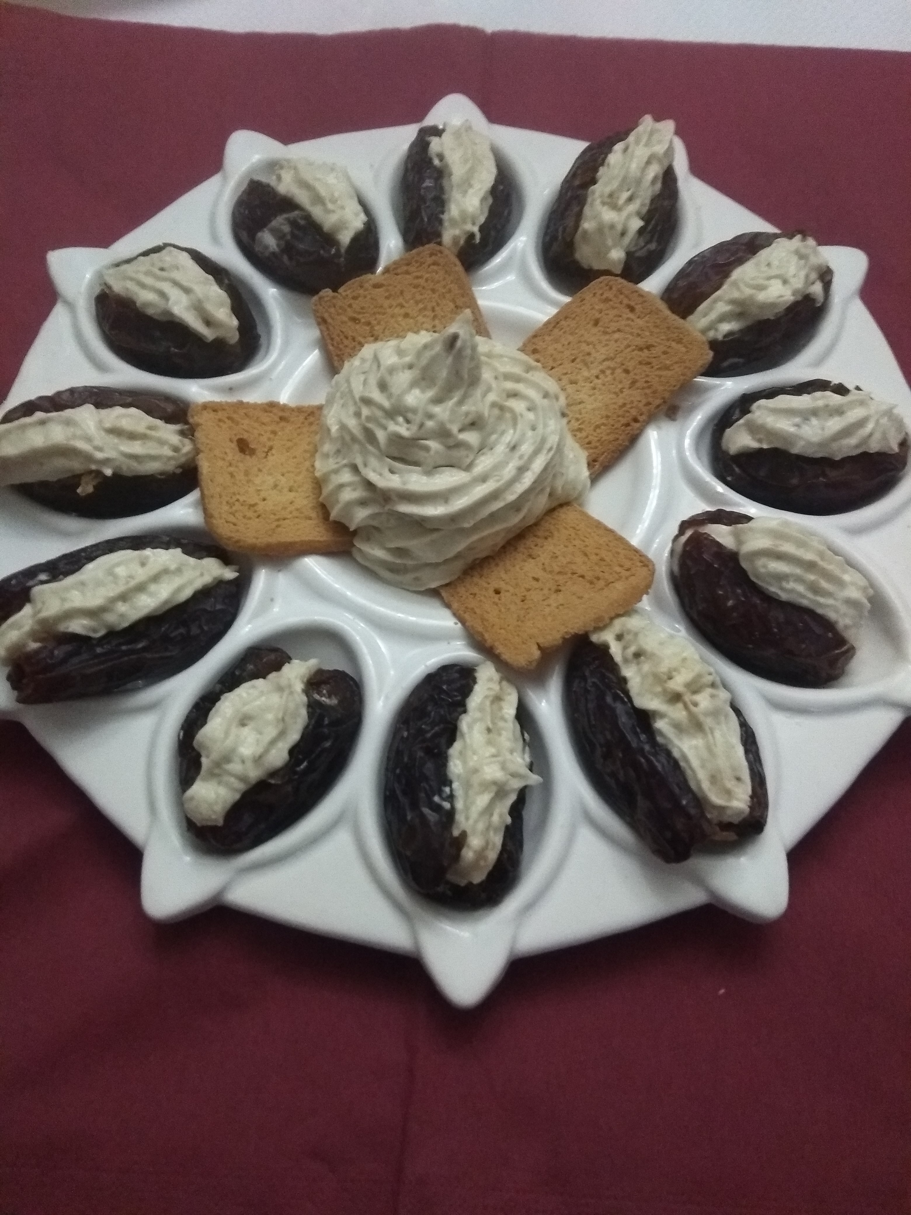 DÁTILES RELLENOS EN Thermomix® - Aperitivos, entrantes y tapas - Blog ...